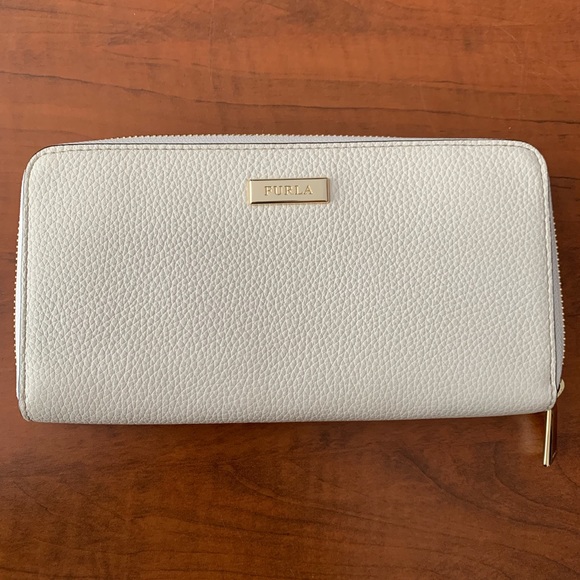 Furla | Bags | New Wo Tags Ivory Leather Zip Around Wallet | Poshmark